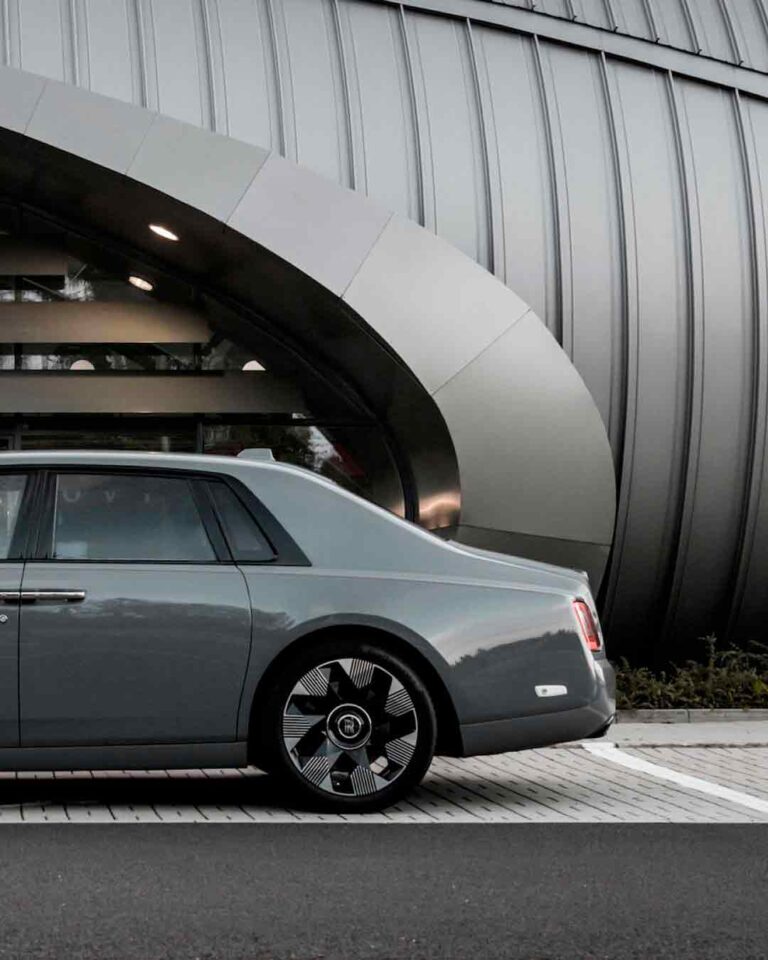 Rolls-Royce Phantom: conheça o carro mais luxuoso do mundo – Desejo Luxo